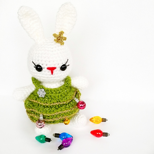 Ravelry: Christmas Tree Bunny pattern by The Cozy Chipmunk