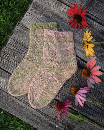 Ravelry: Theladin's Easy Peasy Socks