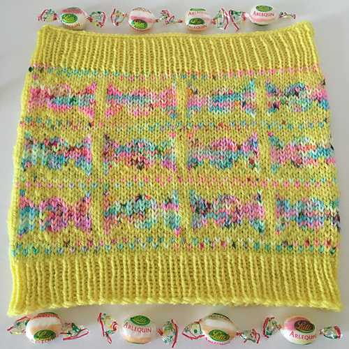 Ravelry: The Sweetness Cowl pattern by Fay Lina