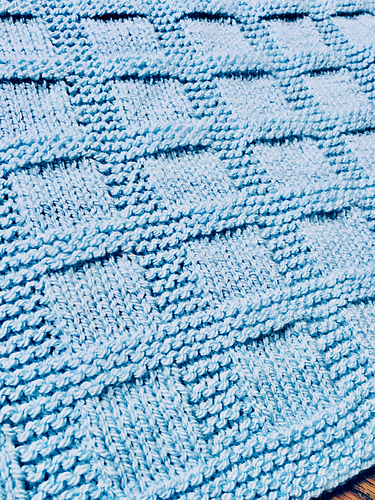 Ravelry: Simple Square Blanket pattern by Knit Sew Make