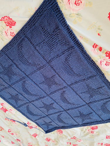 Ravelry: Moon and Star Blanket pattern by Knit Sew Make