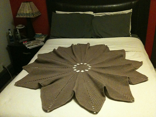 Ravelry: From The Middle Blanket (crochet) pattern by Loops & Threads ...