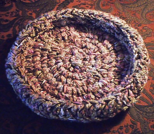 Ravelry: 2-Hour Kitty Cat Napper pattern by Christina Carr