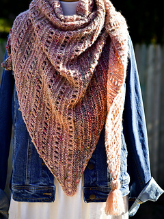 Ravelry: Flutter Wrap pattern by Tif Neilan