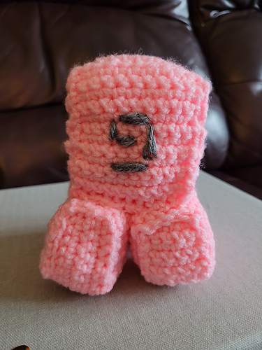 Ravelry: Minecraft Pig pattern by Jess Jones