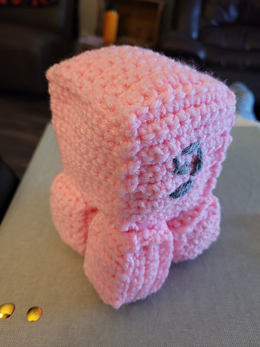 Ravelry: Minecraft Pig pattern by Jess Jones