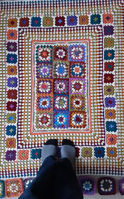 Ravelry: TinasAllsorts' Little Gem Blanket