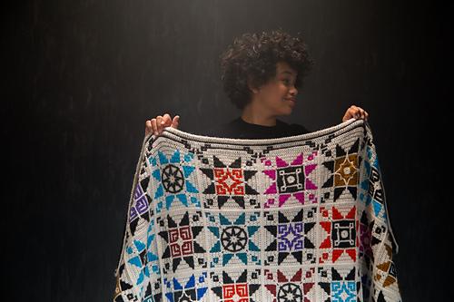 Ravelry: AMMA CAL pattern by Tinna Thórudóttir