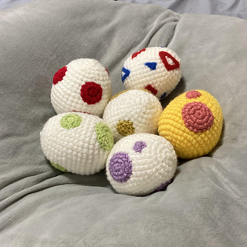 Ravelry: Togepi & Pokemon Eggs pattern by Commonplace Crafts