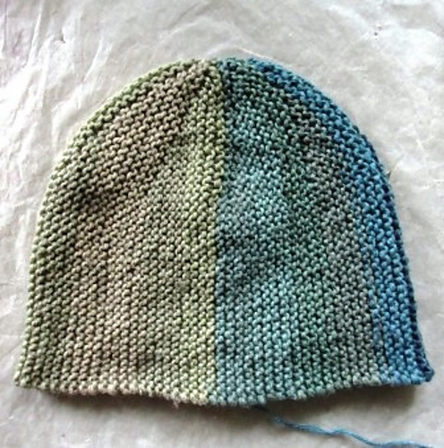 Ravelry: Basic One End Short Row Hat pattern by Tomato 68