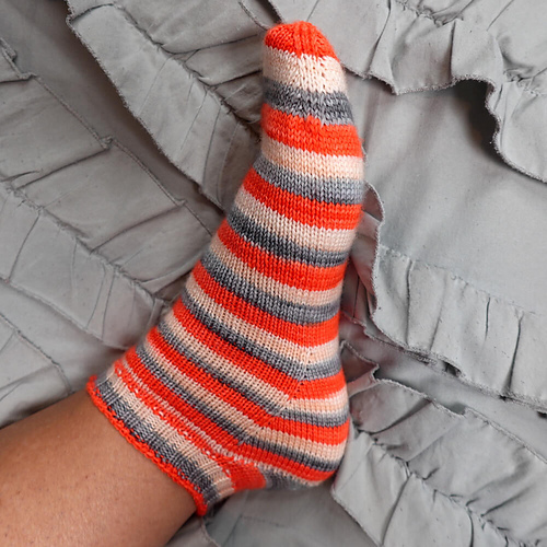 Ravelry: Toe Up Simple Socks No 3 pattern by Tonia Lyons