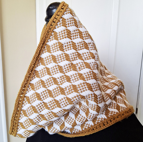 Ravelry: Escher Cowl pattern by Sherrie Kibler