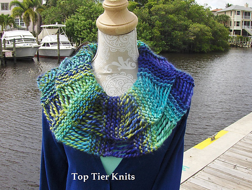 Ravelry: ZigKnit Neck Warmer pattern by Top Tier Knits