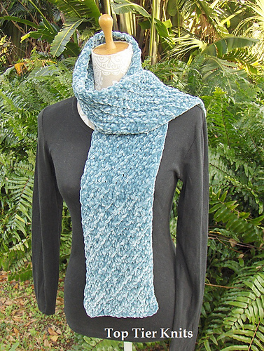 Ravelry: Velvet Stars Scarf pattern by Top Tier Knits