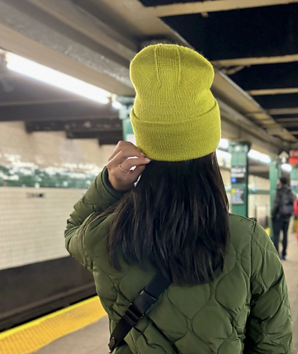 Ravelry: Brownstone Beanie pattern by Tori Yu