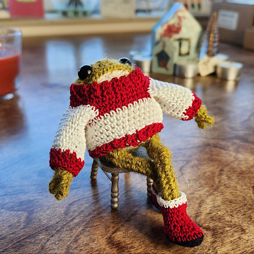 Ravelry: Toad sweater and boots pattern by Tory Pace