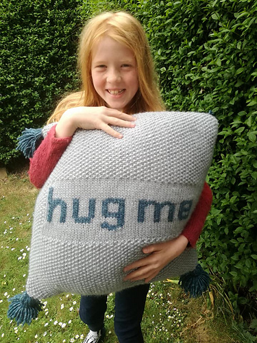 Ravelry: Cuddle Cushion pattern by Torya Winters