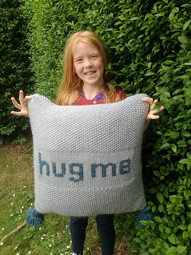 Ravelry: Cuddle Cushion pattern by Torya Winters
