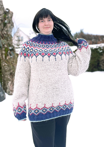 Ravelry: CECILIA GRANDE pattern by Tove Richter