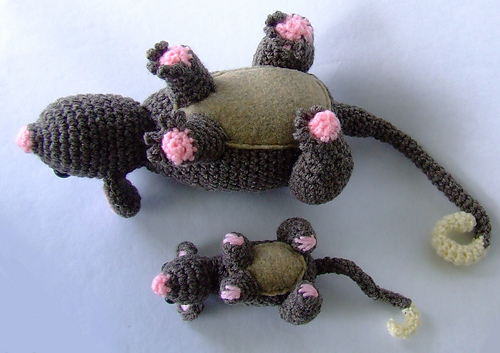 Ravelry: Ringtail Possum with joey pattern by Chrissie Smart