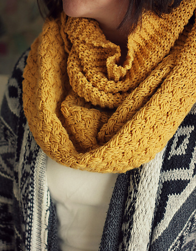 Ravelry: Yellow Brick Cold Cowl pattern by Tracey Galloway
