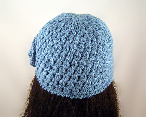 Ravelry: Pattern Baseball Cap with Flower pattern by Barbara Travis