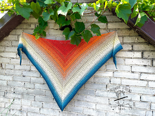Ravelry: Simona Shawl pattern by Jacek TresowaneSzydelko