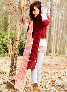 Ravelry: Grande écharpe à franges pattern by Bergère de France