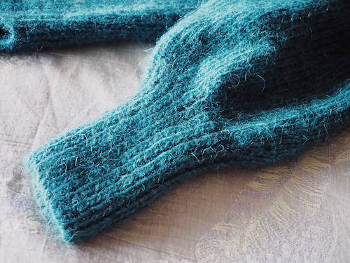 Ravelry: Xuemei Sweater pattern by Hanxiao Zhou