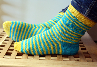 Ravelry: Tui's Monday socks