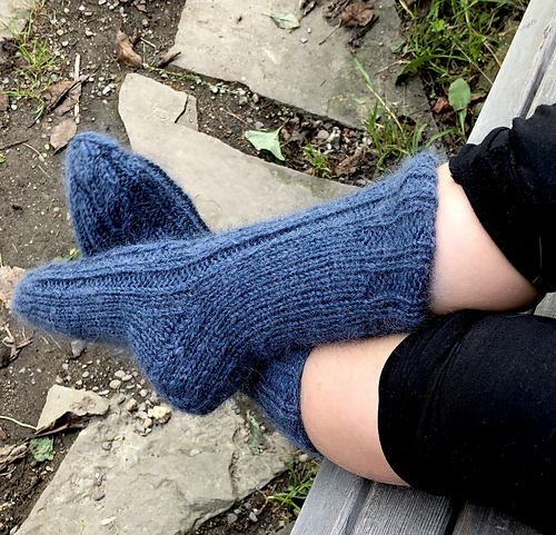 Ravelry: Fuzzypeg Socks pattern by Mary O'Shea