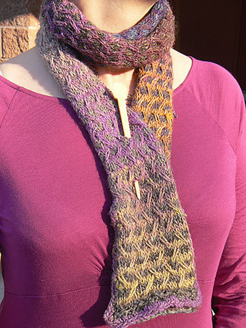 Ravelry: Zig Zag Scarf pattern by Deb Barnes