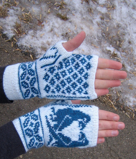 Ravelry: JessieMcKitrick's Norwegian Blue Parrots