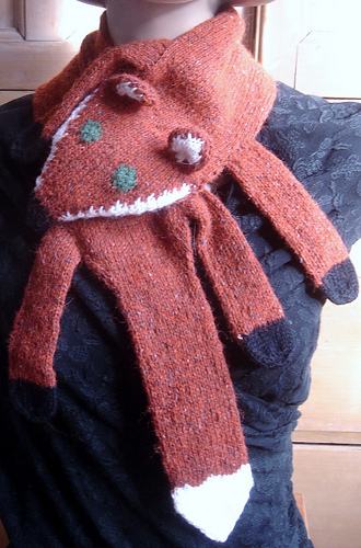 Ravelry: Fox scarf pattern by Twisted Classics
