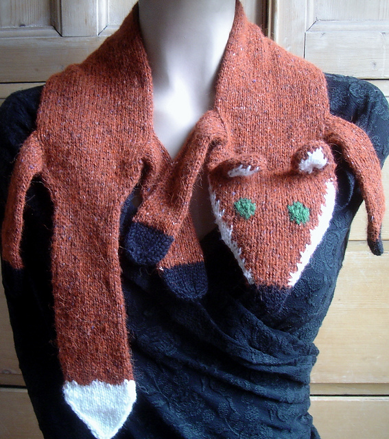 Ravelry: Fox scarf pattern by Twisted Classics