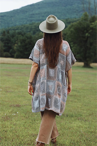 Ravelry: Helios Poncho pattern by Alexandra Tavel