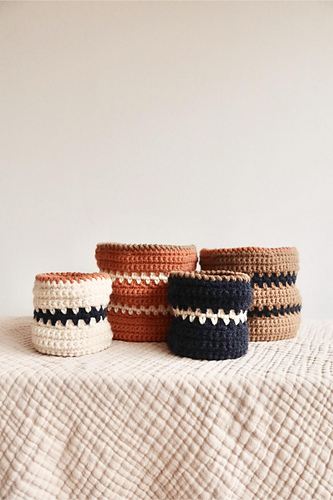 Ravelry: Copenhagen Baskets pattern by Alexandra Tavel