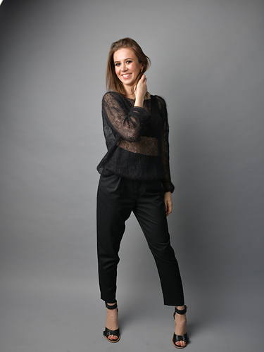 Ravelry: PAUTINKA Pullover pattern by Kristina Tyk