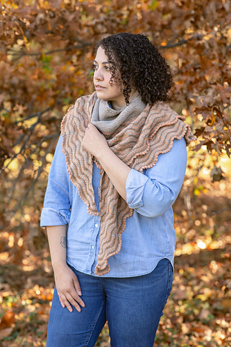 Ravelry: Ivy Shawl pattern by Tyne Swedish