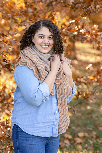 Ravelry: Ivy Shawl pattern by Tyne Swedish