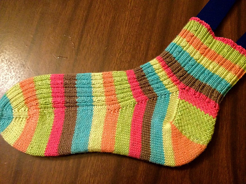 Ravelry: Twisted Spine Socks pattern by Tyrneathem