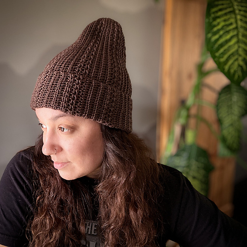 Ravelry: Nature Walk Beanie pattern by Tzigns