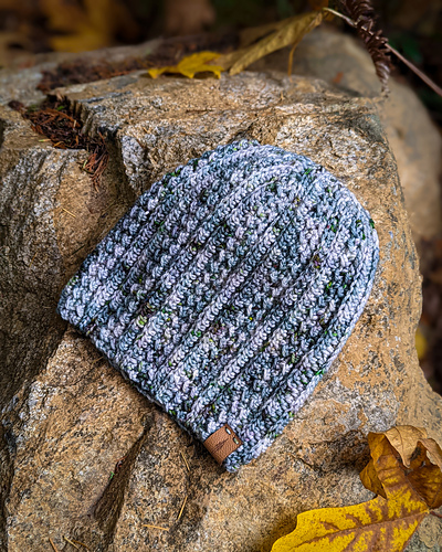 Ravelry: Nature Walk Beanie pattern by Tzigns