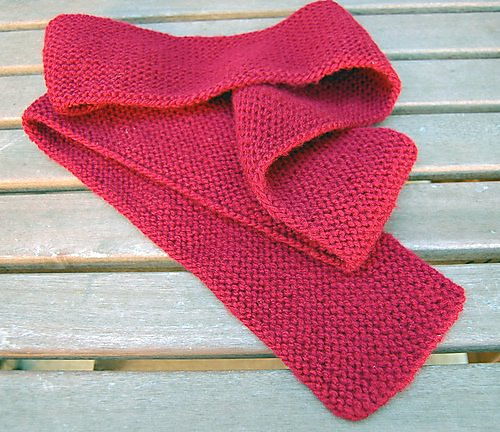 Ravelry: Lengthwise knitted scarf for beginners pattern by Dawn Lewis
