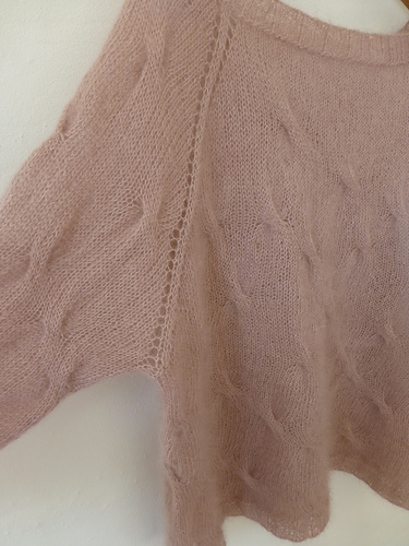 Ravelry: Rosa Snoninger pattern by Ulla Roejkjaer