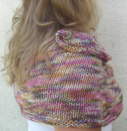 Ravelry: Crab shawl/Krabbschal pattern by Ann Linderhjelm