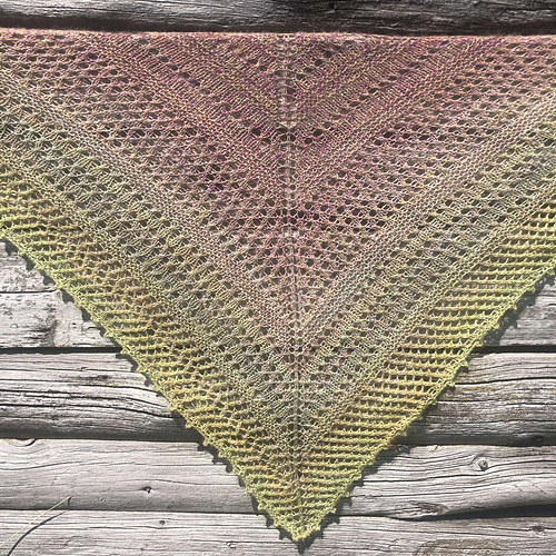 Ravelry: Châle Khâla. pattern by Stéphanie Jefford