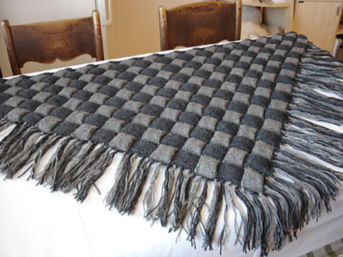 Ravelry: Triangle Entrelac Shawls pattern by Diane Conroy