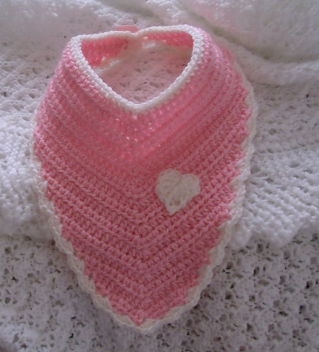 Ravelry: Bandana Shaped Dribble Bib pattern by Thomasina Cummings Designs