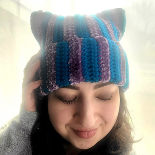 Ravelry: Funky Cat Beanie pattern by Arielle Maine